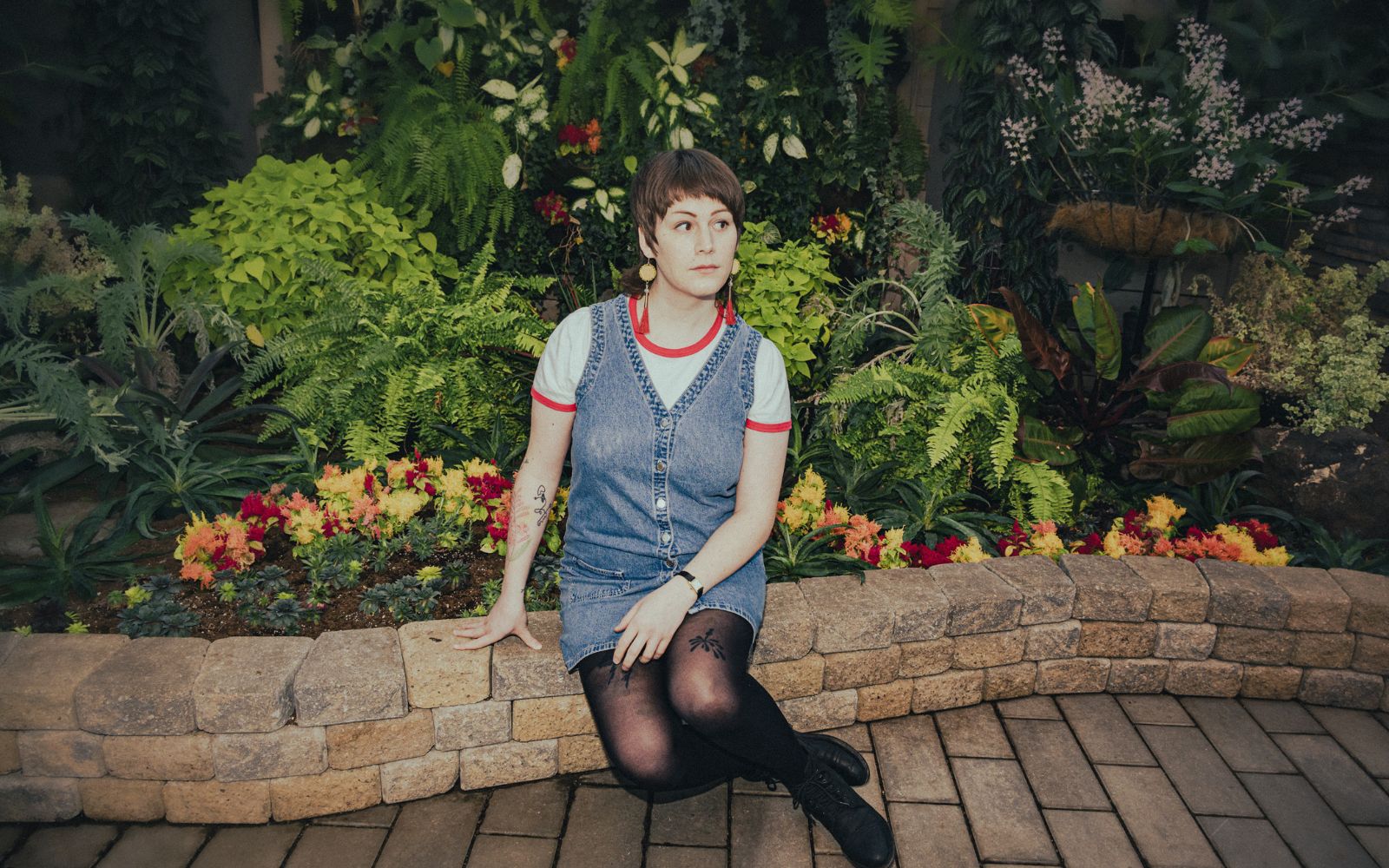 Cassia Hardy Steps Out and Looks Back | RANGE